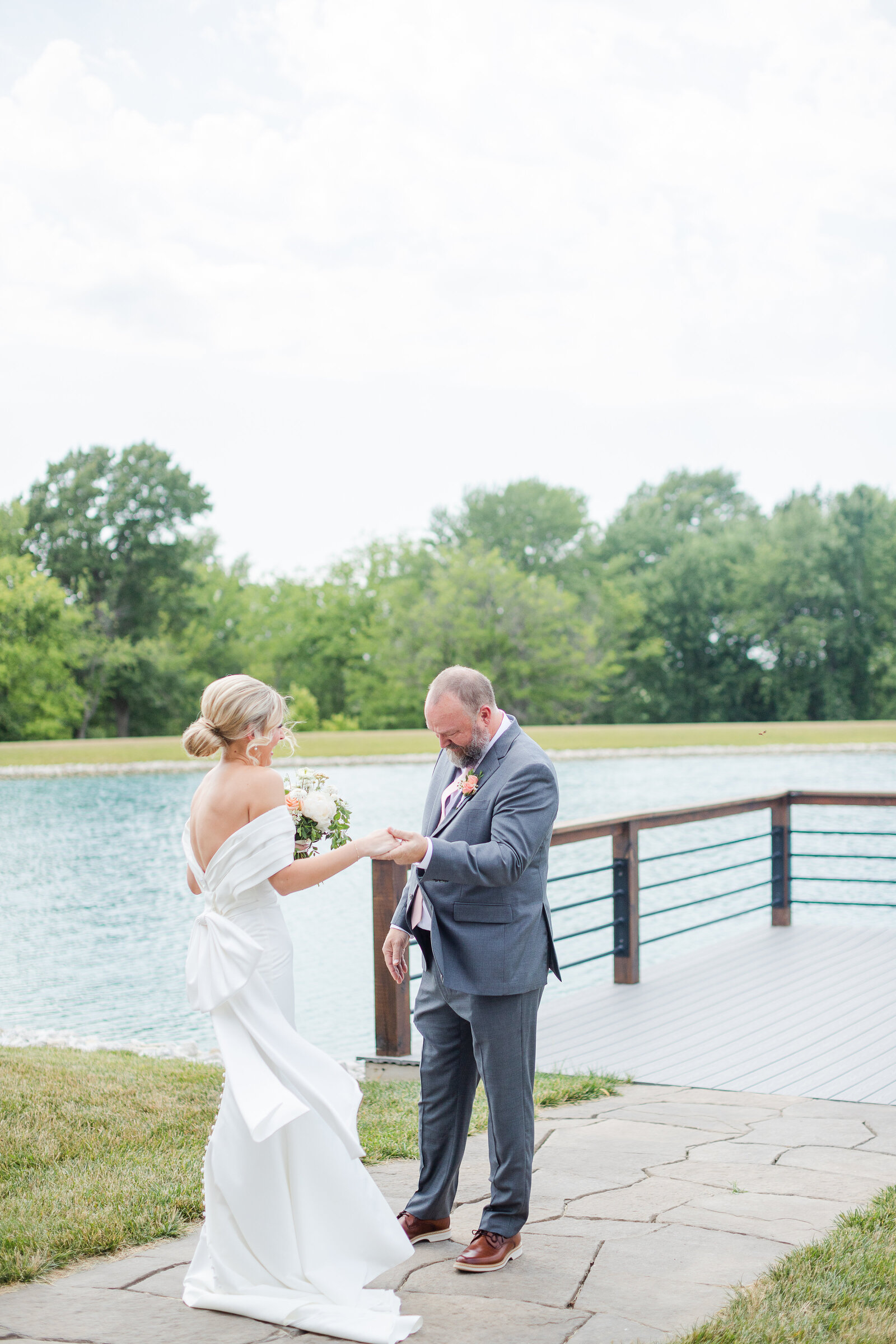 Wedding Photographer Emerson Fields Excello Mo | Bella Faith Photography