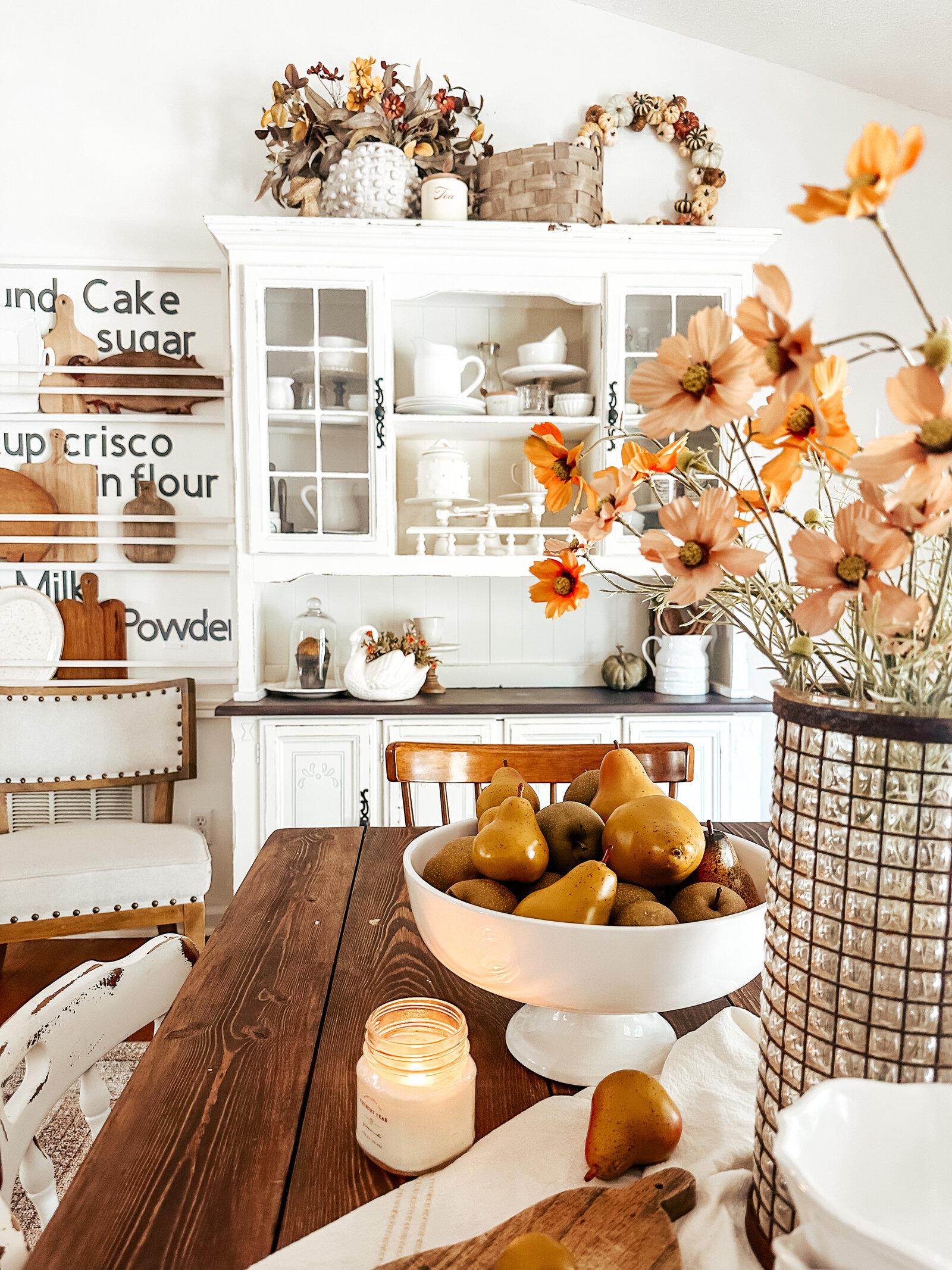 Itty Bitty Farmhouse Cozy Home Inspo And Help With Social Media For