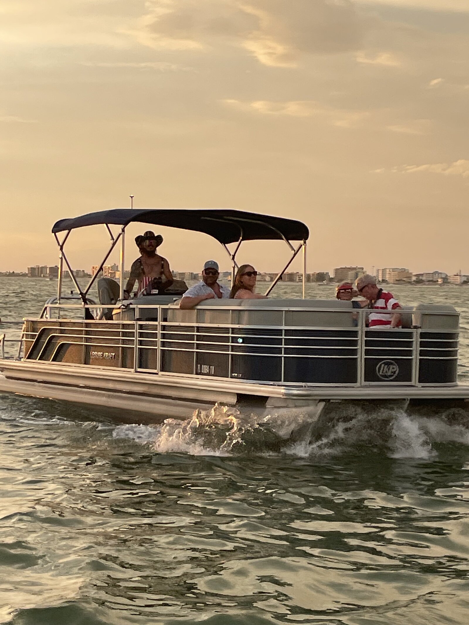 Egmont & Shell Key Pontoon and Dolphin Tours | Levique Tours