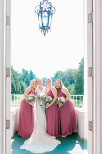 About Your Connecticut Photographer | Jennifer Nichole & Co Photography