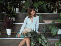 Pretty Deep | Female-Led Brand & Marketing Studio