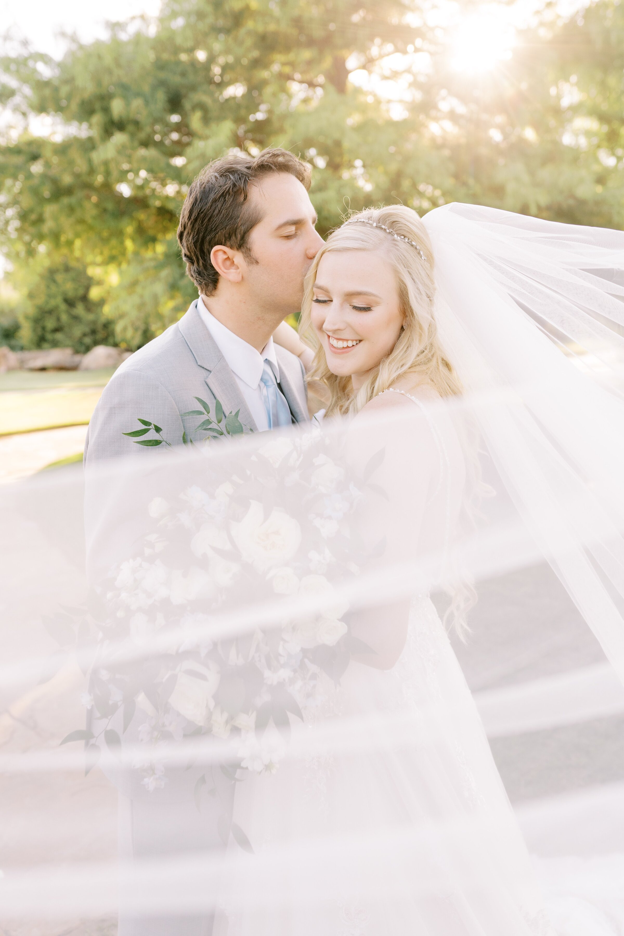 Sierra Ellis Photography | Luxury Oklahoma Wedding Photographer