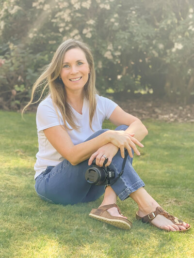 Janelle Barrow Photography Portrait & Lifestyle Photographer