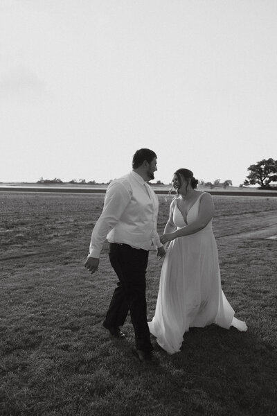 Home - Alex McCrary Photography Iowa Wedding Photographer