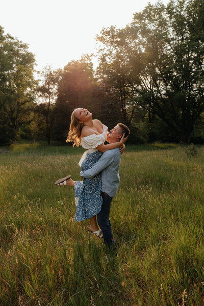 Sarah Tulip Photography | Michigan Wedding Photographer