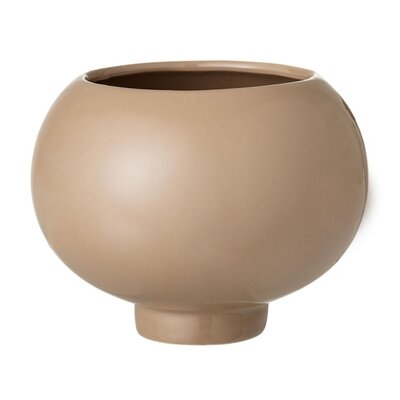 Flora Flower Pot | St. Denis Interiors
