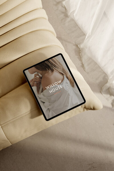 Sonrisa Studio | Luxury Brand & Website Design