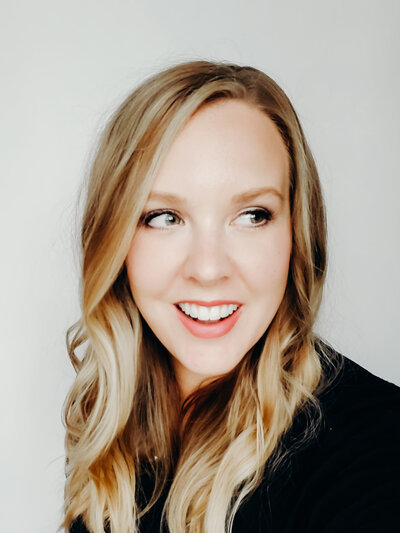 Candid, organic, in-the-moment photography based in NWA