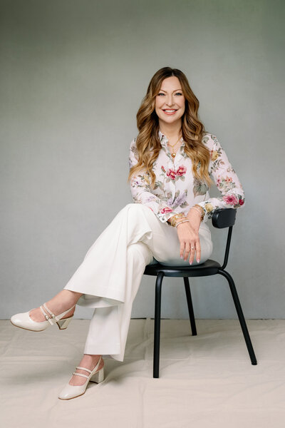 Phoenix Portrait Photographer | Modern Headshots | Women's Portraits