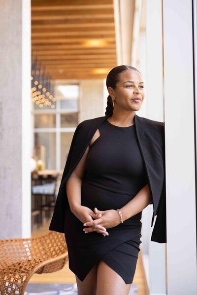 Home [eboneetravels.com]