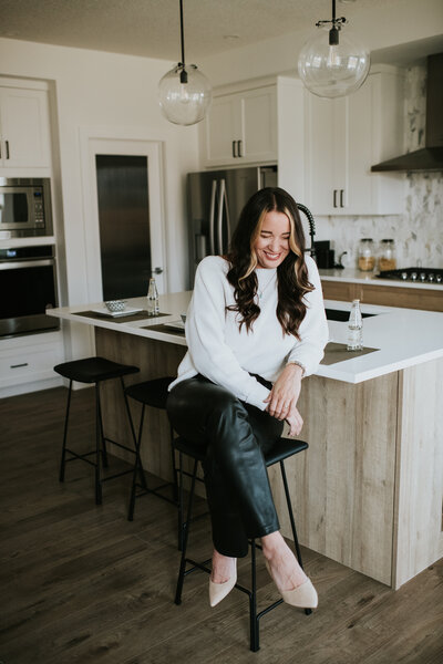 Social Estates | Brand + Web Design for Female Entrepreneurs