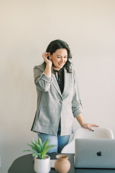 Morgan Renee Photography Wedding Pricing Guide