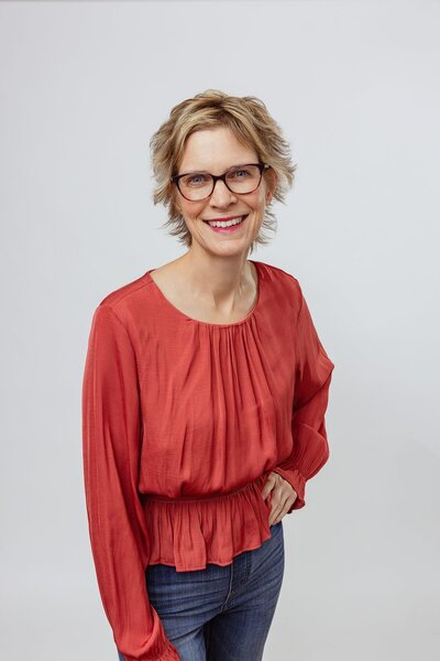 About Sarah, Senior Photographer | Sarah Monson Photography