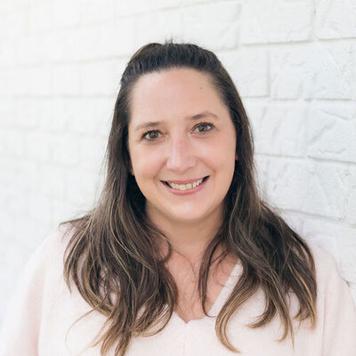 Meet Lisa and the team | Lisa Jones - Online Business Coach