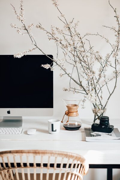 Wix Vs Shopify Vs Squarespace Showit Blog
