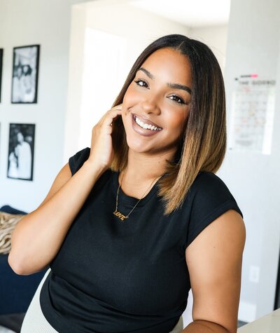 OFFICIAL WEBSITE OF JADE GODBOLT