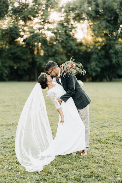 Esther S Photo | PA Wedding Photographer