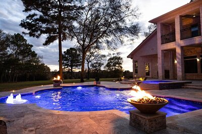Pool Builder in Spring, TX | Blue Water Pools by Design