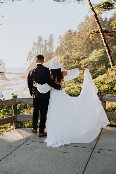 Georgia Based Wedding & Elopement Photographer