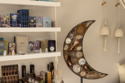 A MODERN METAPHYSICAL SHOP + HEALING SPACE FOR YOUR SOUL.