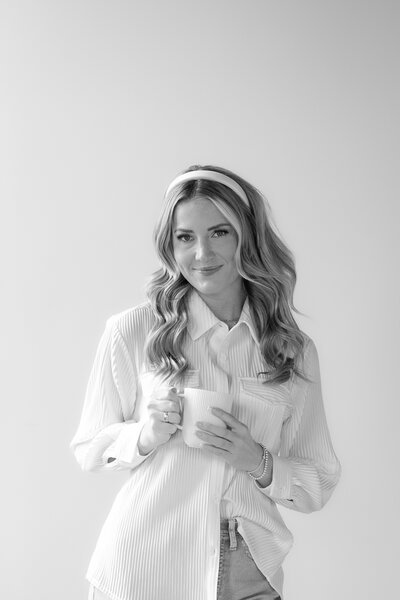 Home-PortraitsWeddingsMaternity