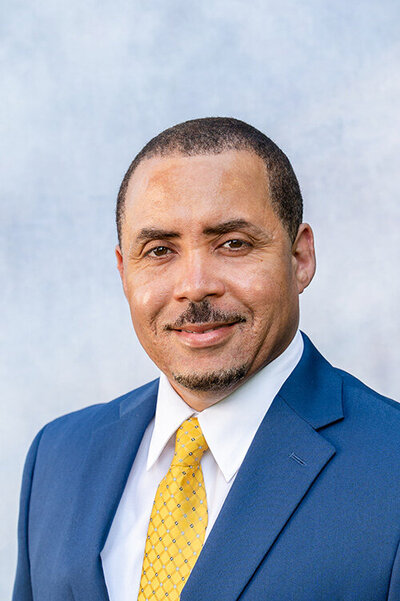 Alexandria VA Headshot Photographer - Business Portraits
