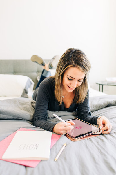 Amy Scripts - A Custom Calligraphy and Design Studio