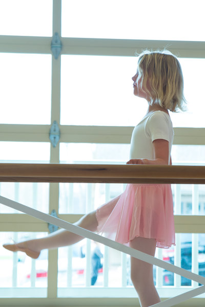 Home [petitepasballet.com]