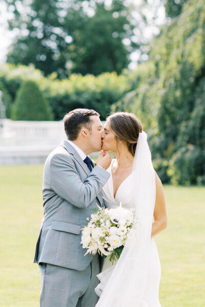 Portfoilo - Lynne Reznick Boston Wedding Photographer