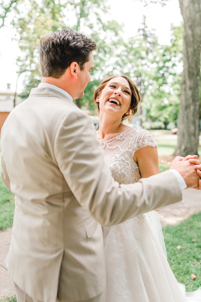 Omaha Wedding Photographers | Nicole Corrine