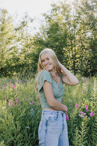 Midwest based wedding photographer located in Upper Michigan