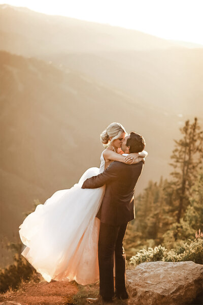 LUXURY WEDDING PHOTOGRAPHER IN NW ARKANSAS / BENFIELD HOME