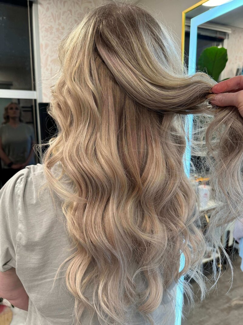 Hair Extensions Seattle, Washington - Mane Suite