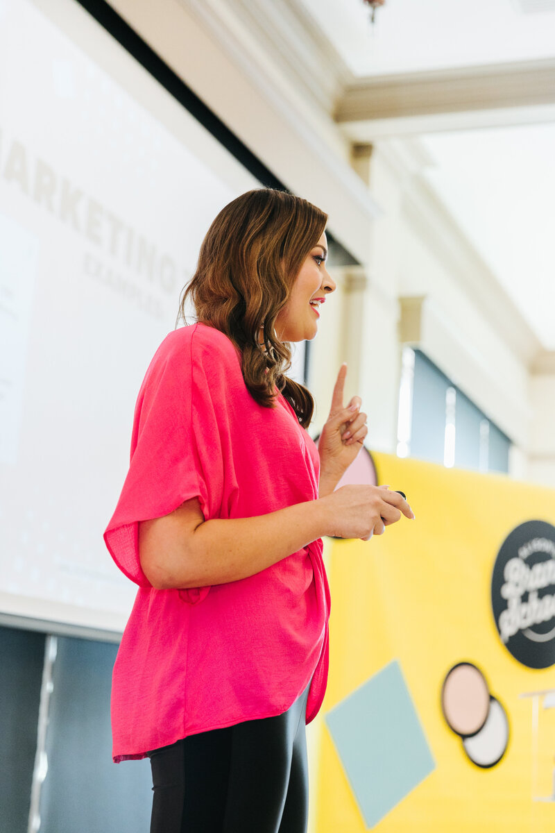 About | Ashley Rose Reeves