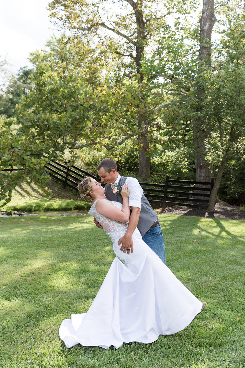 Weddings | | Ashley Elizabeth Photography