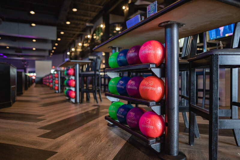 Bowling in Orlando – Modern Lanes & Fun Atmosphere