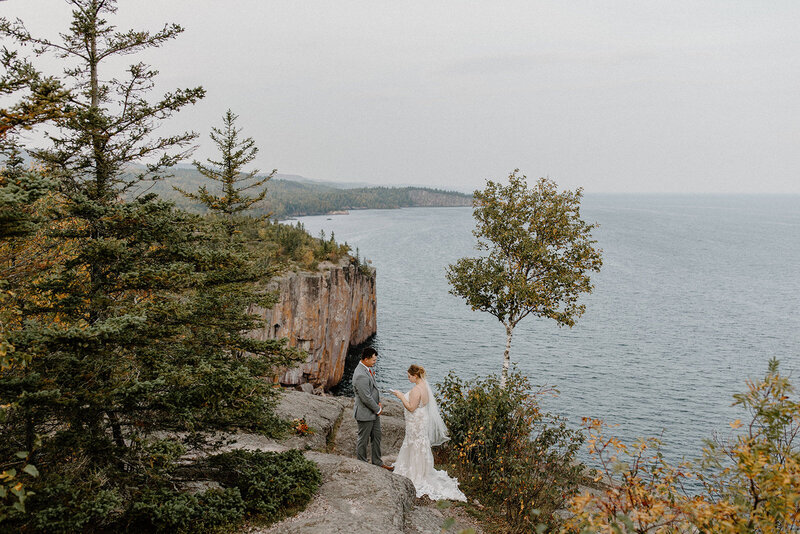 Minnesota Elopement Photographer