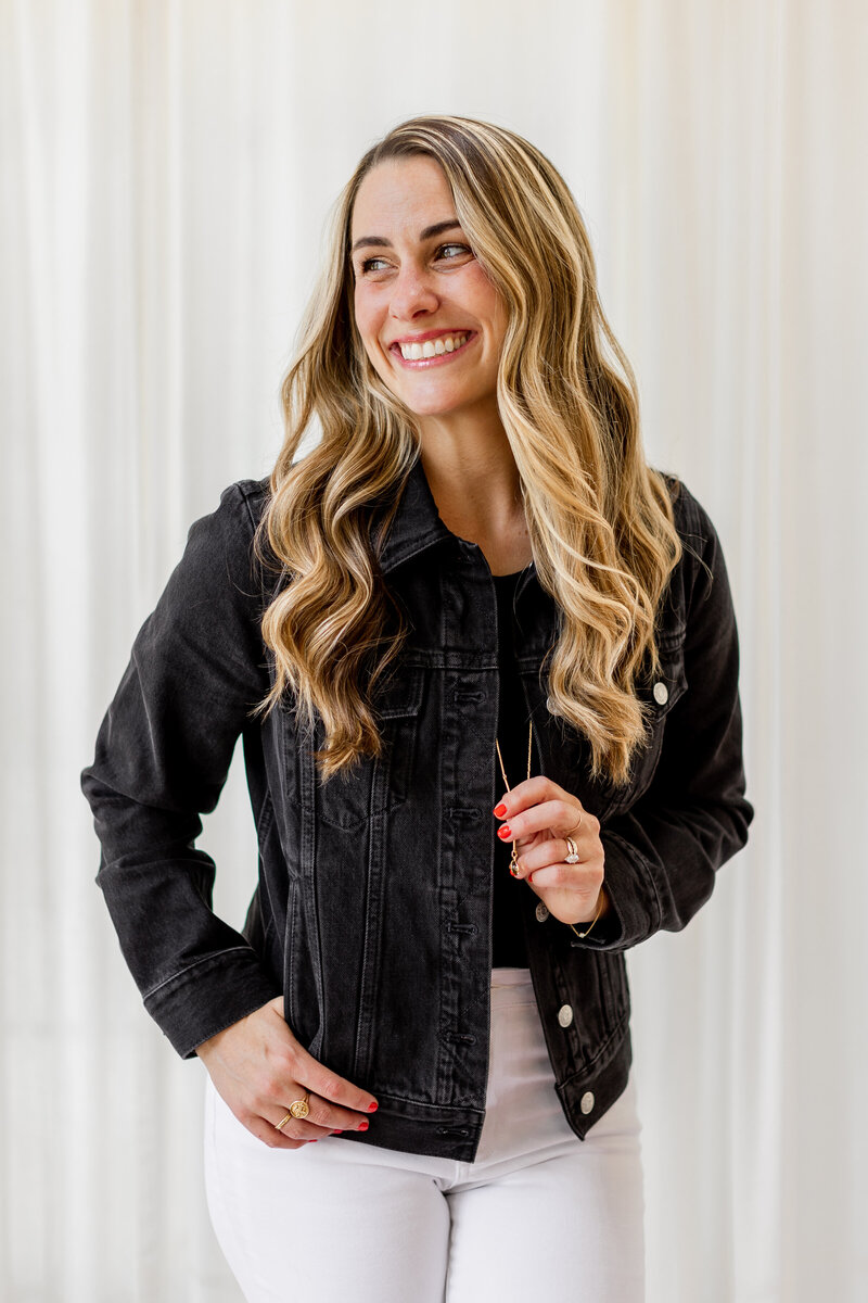 Meet Ashley | Ashley Mac Photographs | Wedding Photographer