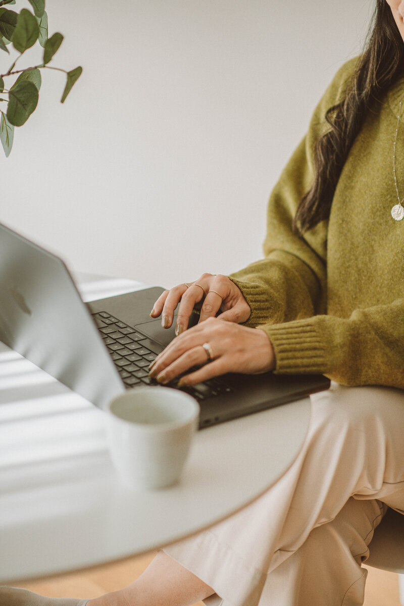leinameg | Home - Branding & Web Design Women Entrepreneurs