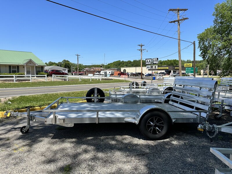 Home [americantrailersmo.com]