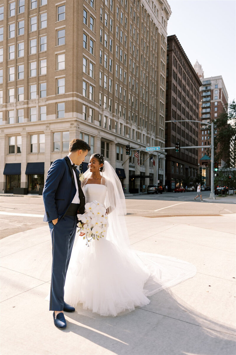 Iowa Wedding Photographer - Des Moines Wedding Photographer