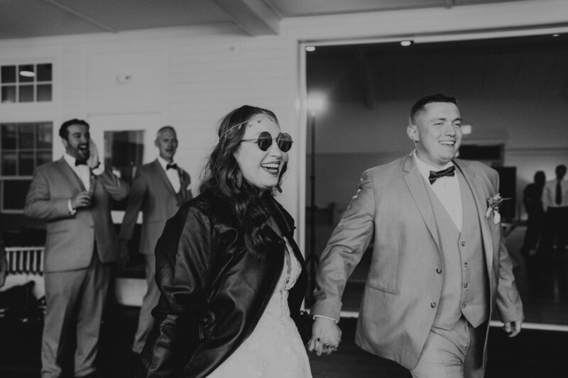 Beck Photo Co | Wedding + Portrait Photographer