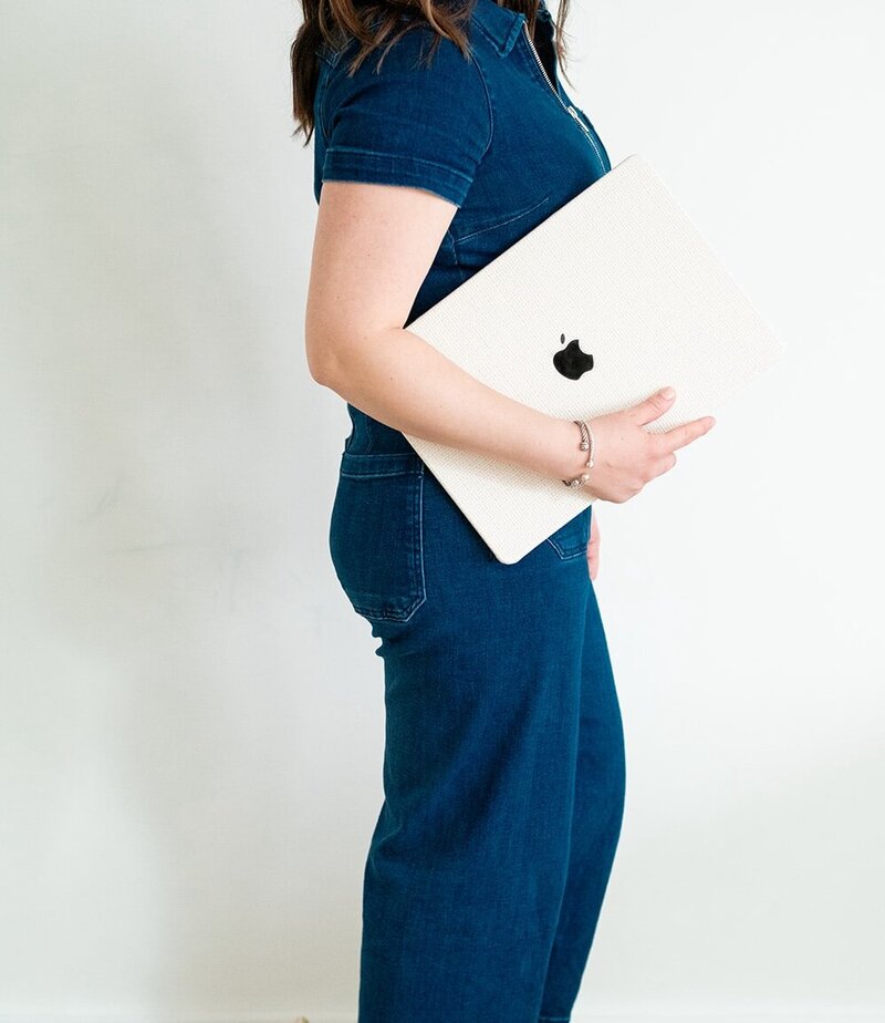 Conversational Copywriter For Connection-Focused Brands