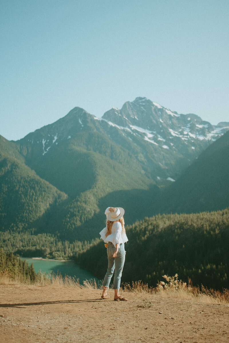Dawn Photo | Oregon Elopement Photographer
