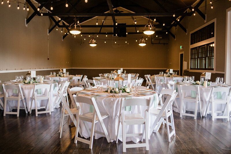 Hidden Meadows Wedding Venue in Snohomish - review & photos