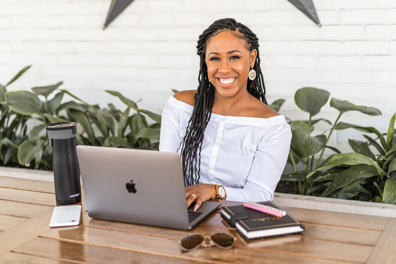 Belle Rouge Photography