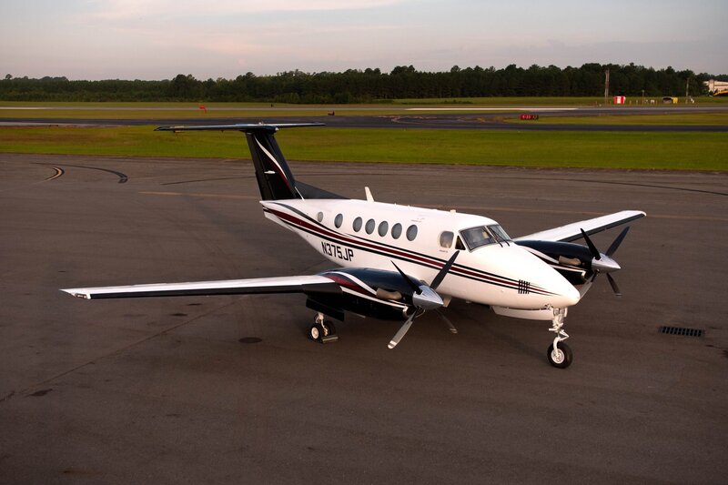 Flightline First | Premier New Orleans FBO & Charter Company