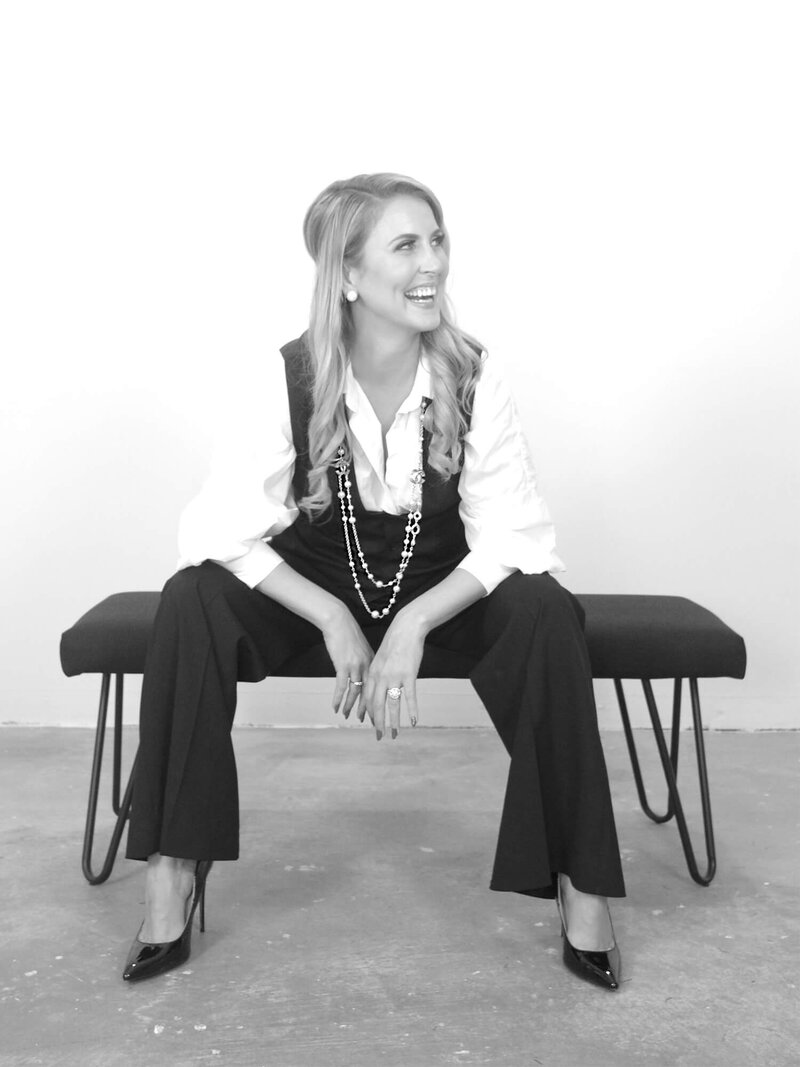 Business Advisor & Educator for Female Founders | Ashley Deland