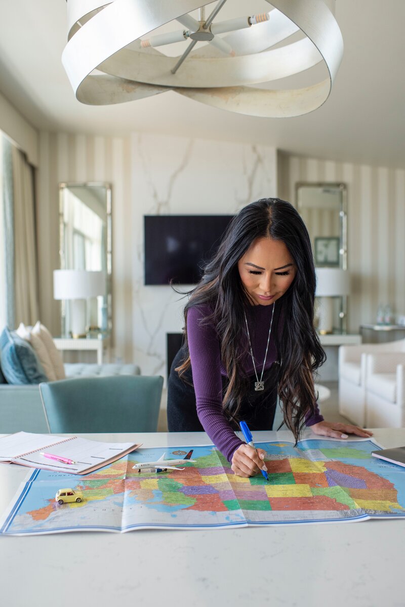 Shari Leid: Friendship Coach, Life Coach & Friendship Author