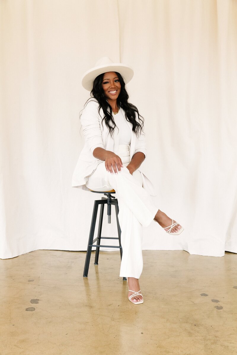 Why Taking A Step Back Is Good For You - DeAndra Jalisa